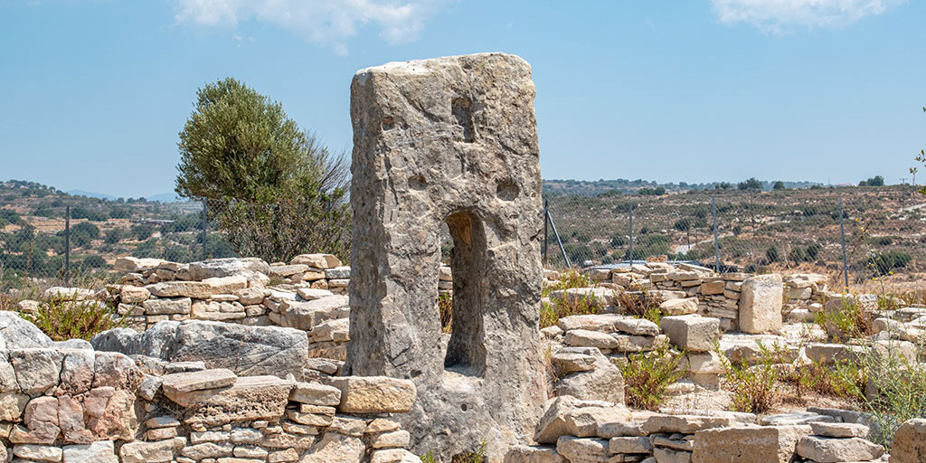 Anogyra Vlou Archaeological Site