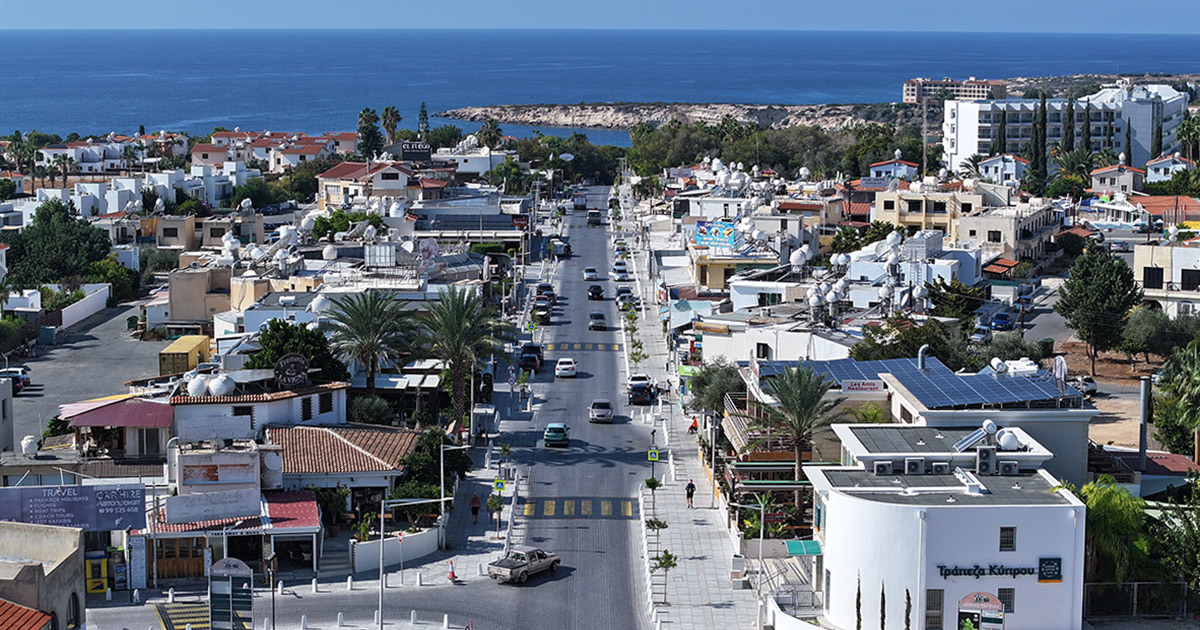 Return To Coral Bay Strip